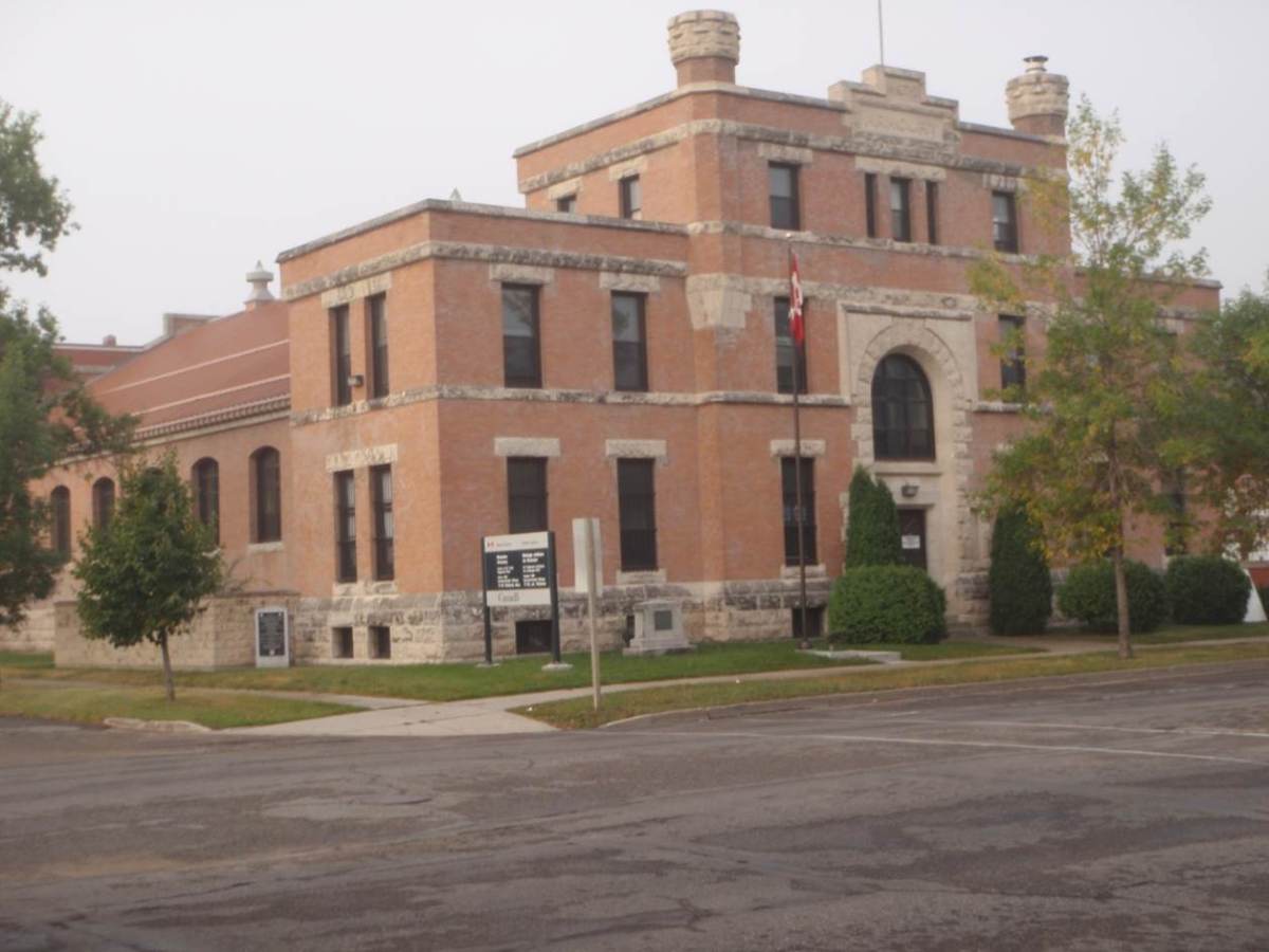 26th Field Regiment RCA/XII Manitoba Dragoons Museum | Travel Manitoba