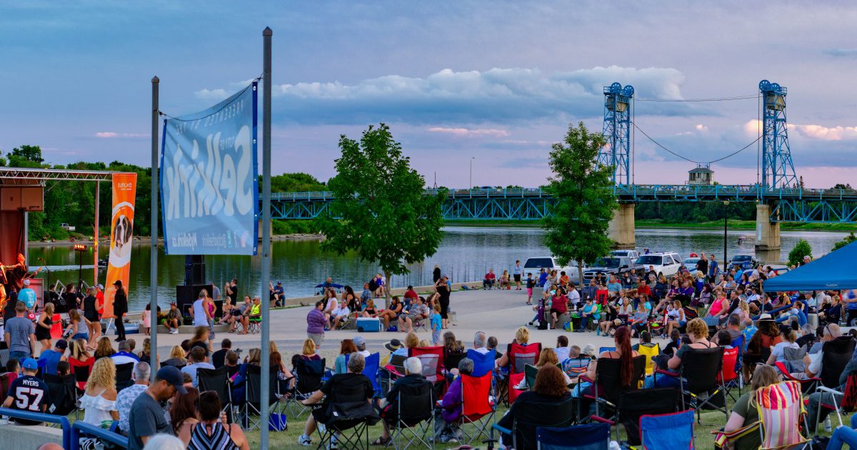 Selkirk Waterfront | Travel Manitoba