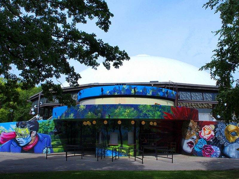 Rainbow Stage | Travel Manitoba