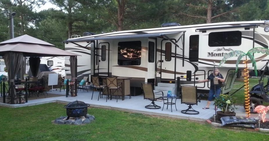Falcon Cove RV Park | Travel Manitoba