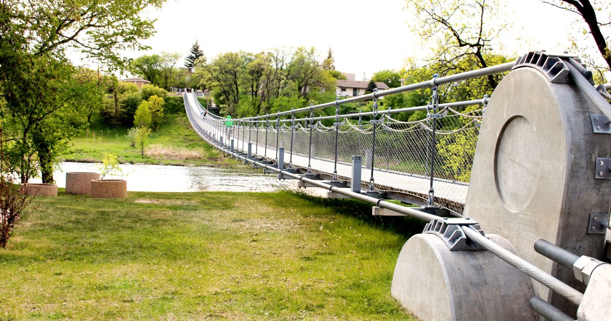 Manitoba Road Trips: Bridging the west | Travel Manitoba