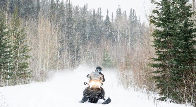Outdoor Experiences This Fall & Winter | Travel Manitoba