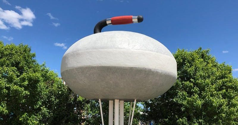 6 Fun and Wacky Roadside Attractions to Visit This Summer in Manitoba's ...